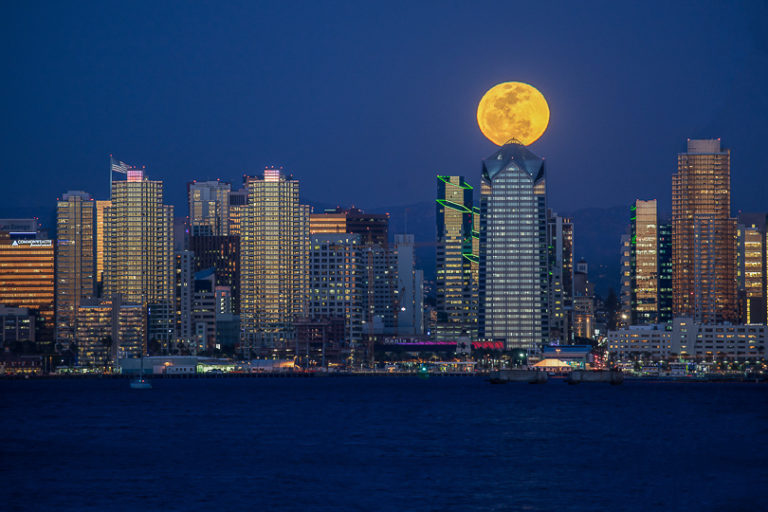 Reaching for the Moon - Luminous Landscape